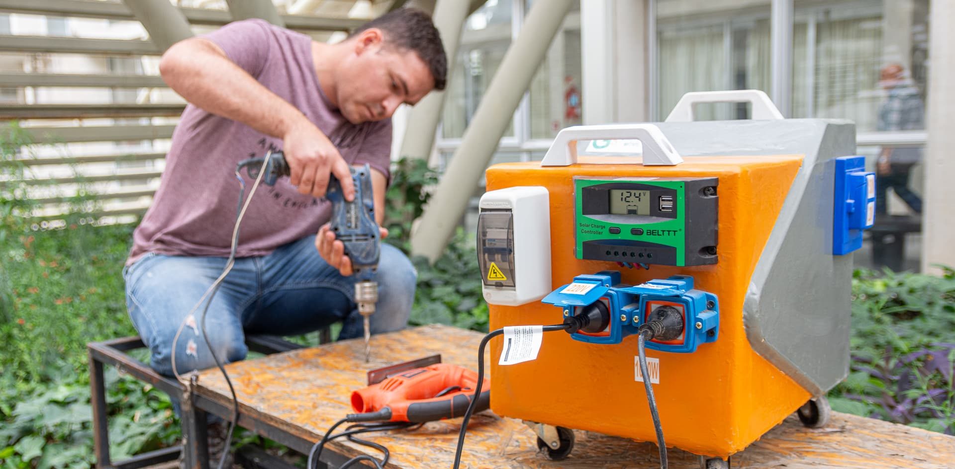 Novedoso generador eléctrico portátil para zonas sin energía – EnerOne